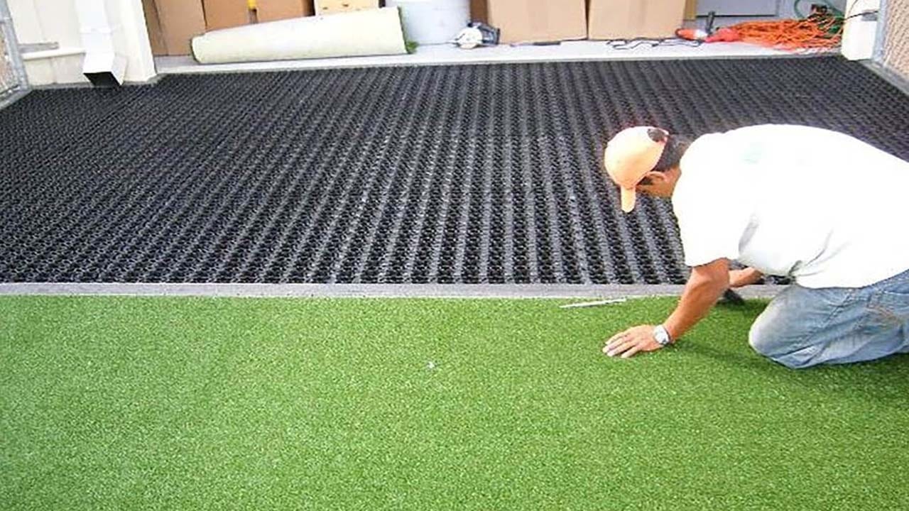 How to Lay Artificial Grass on Concrete | A Complete Guide - Pay Weekly ...